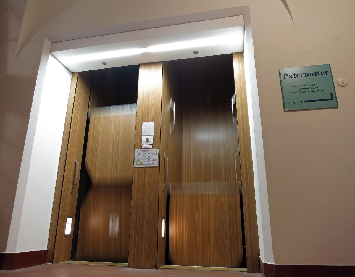 Endless elevator – The Generalist Academy